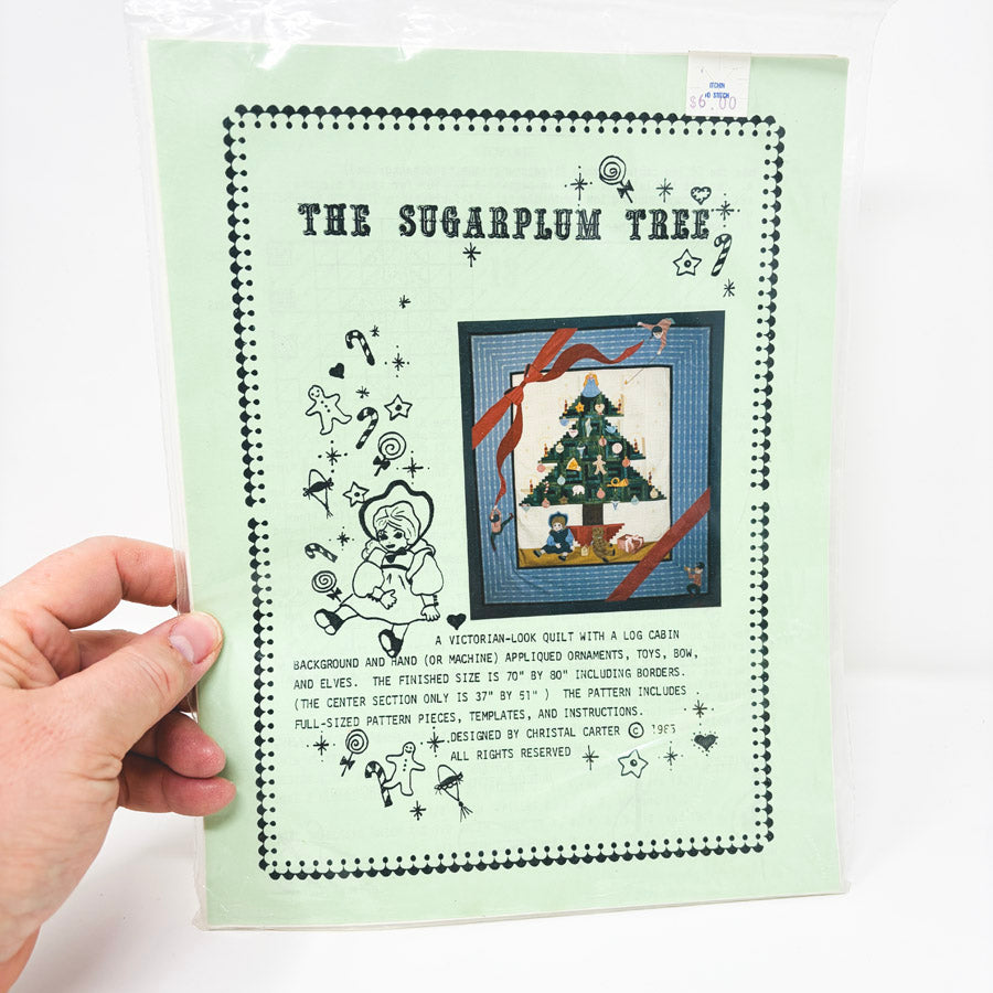 The Sugarplum Tree Quilt Pattern – Hello Art Hatchery