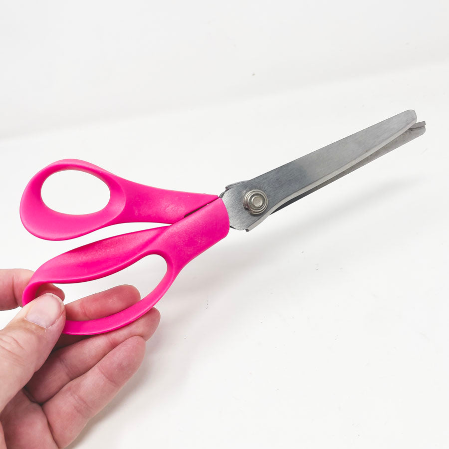 Fiskars Pink Pinking Shears – Hello Art Hatchery