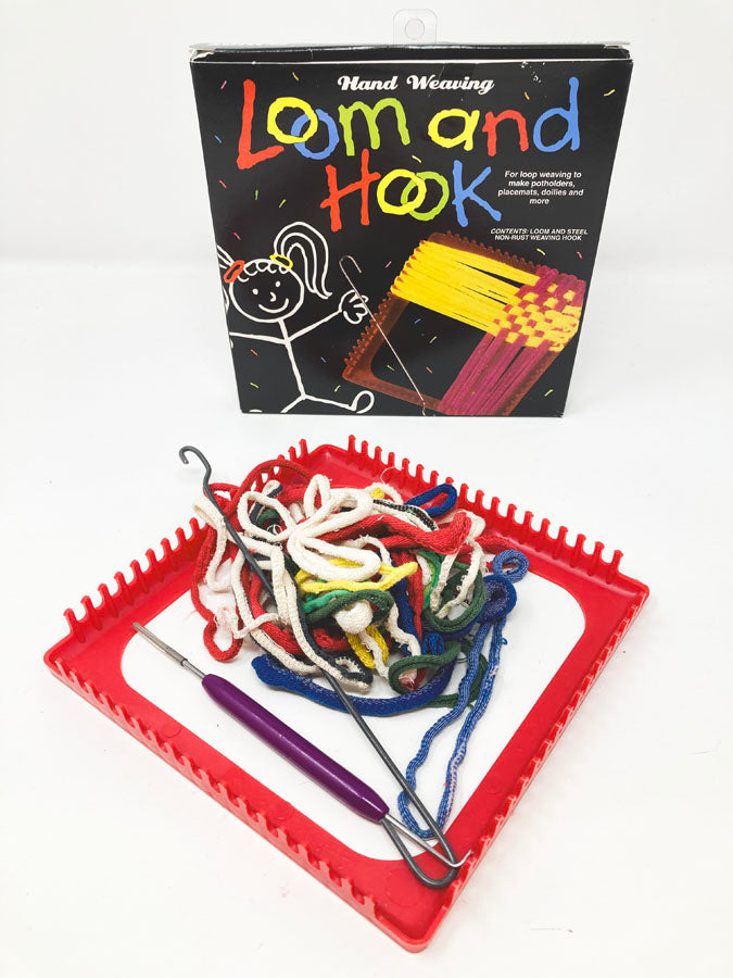 Loom & Hook Weaving Kit – Hello Art Hatchery
